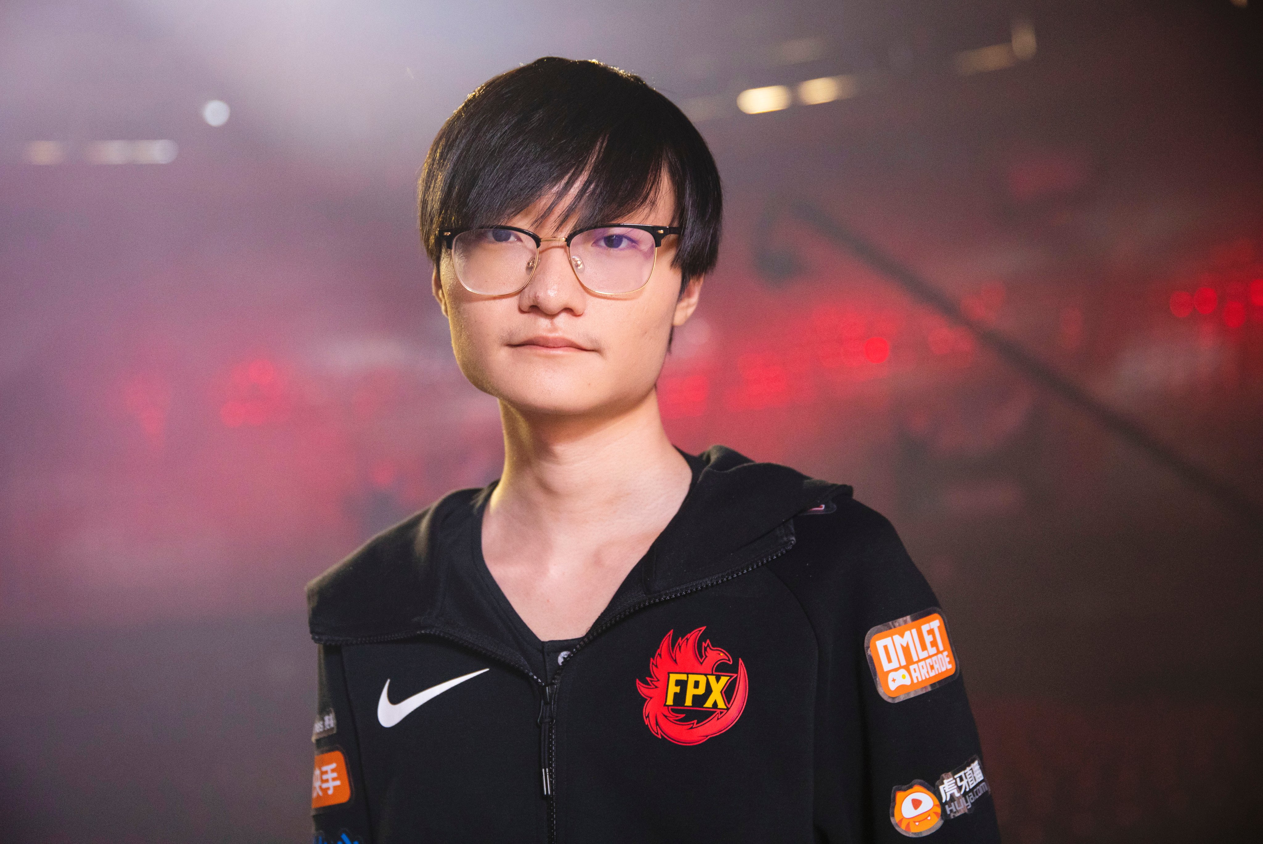 A FPX é a primeira equipa na final dos worlds