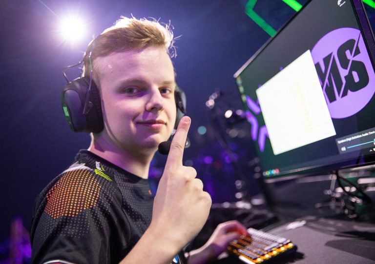Magnum renova com a Fnatic até 2024