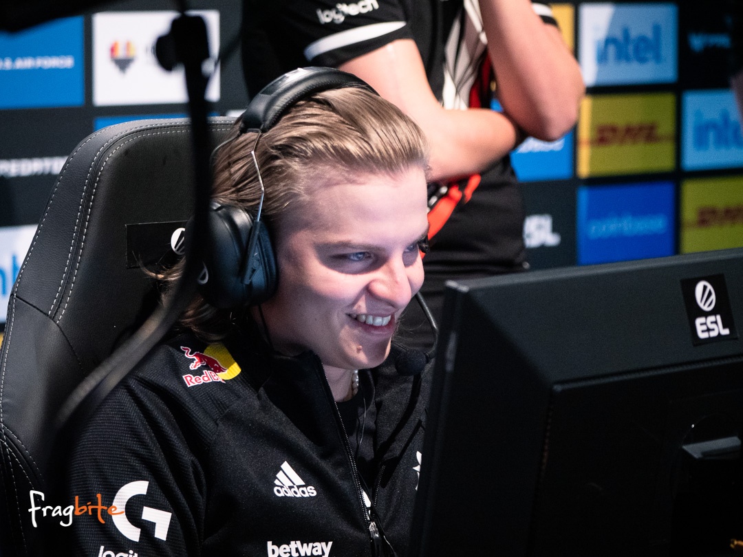 Aleksib, iM e jL poderão estar a caminho da NAVI