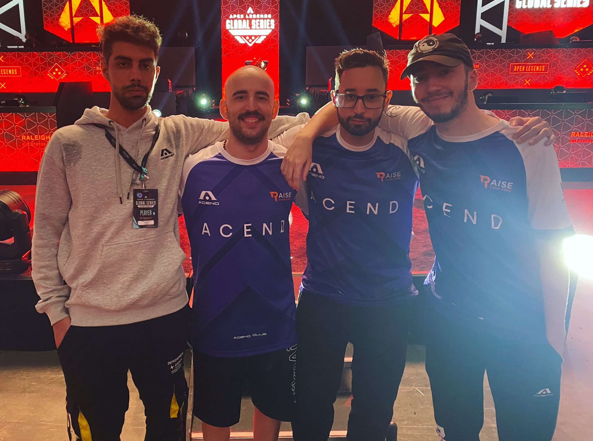 VJEIX é baixa confirmada na equipa da Acend