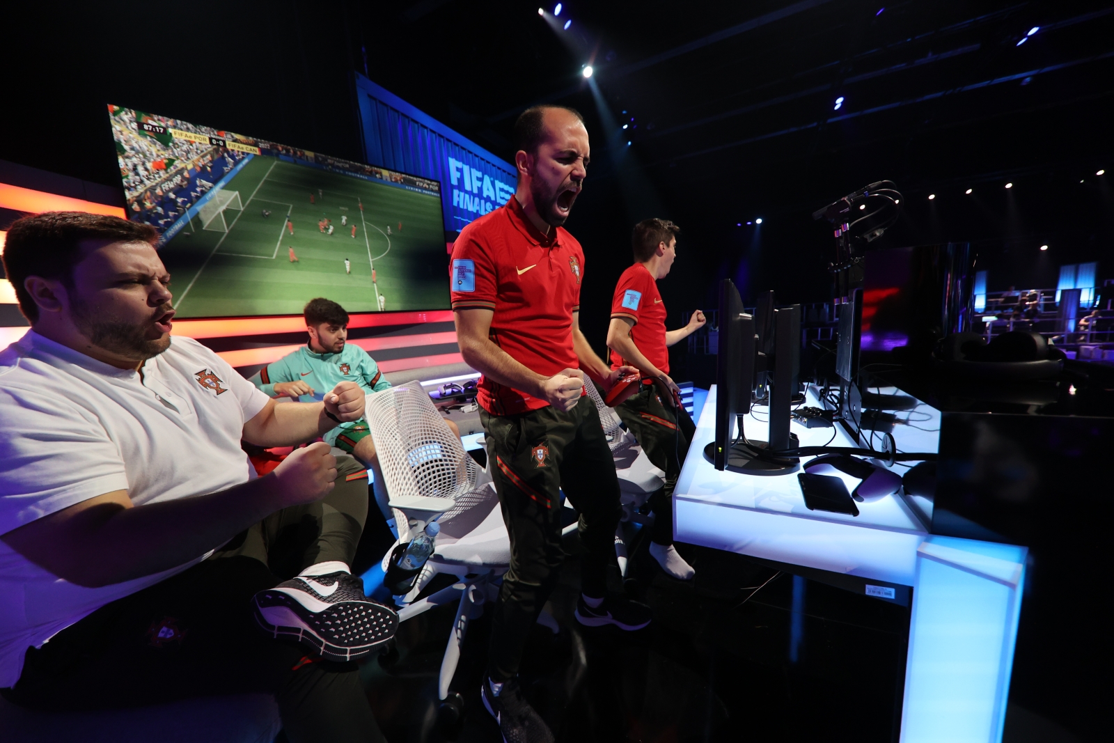 Portugal com estreia positiva na FIFAe Nations Cup