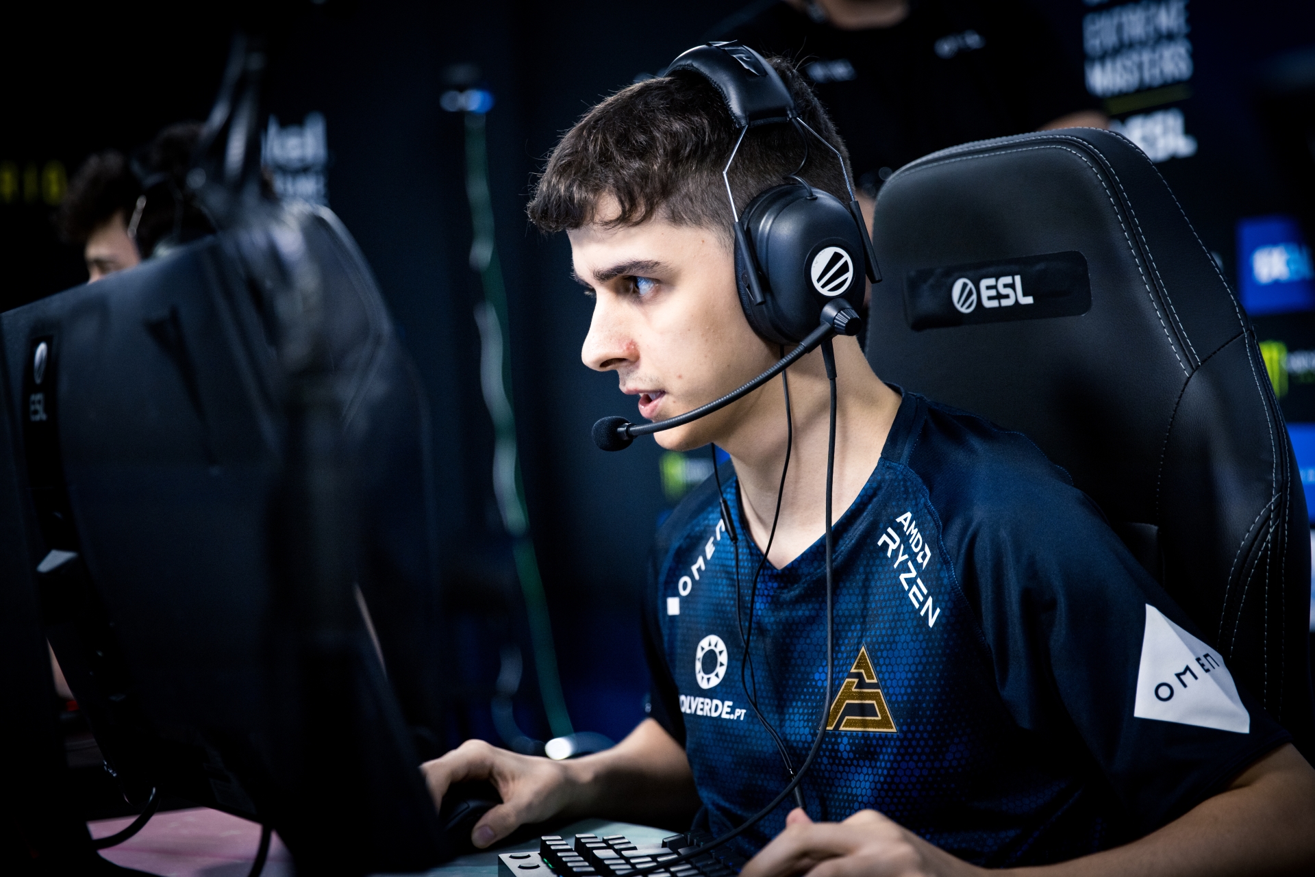 TAKE #3 da Retake com equipas confirmadas e regresso de SAW