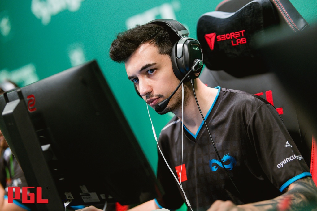 woxic pede para sair e complica futuro da Eternal Fire