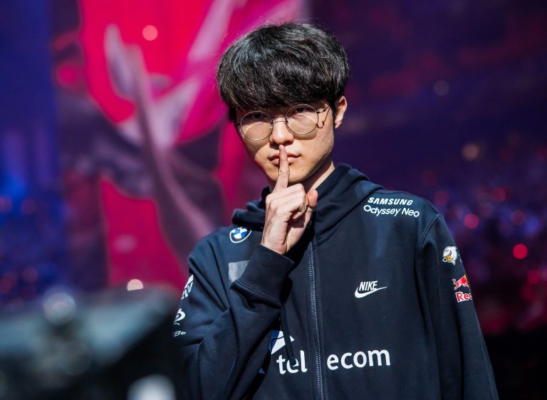 Faker é a 1ª estrela da Hall of Legends