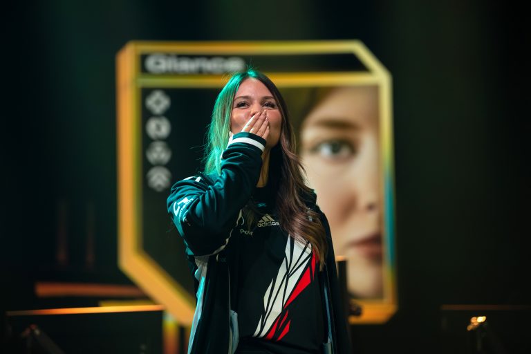 juliano abandona a G2 Gozen