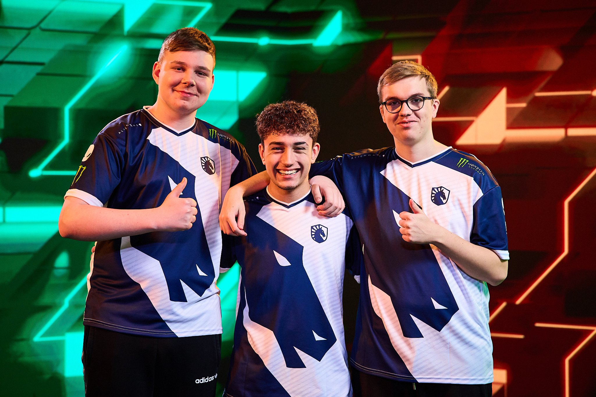 Team Liquid desliza em estreia no Gamers8