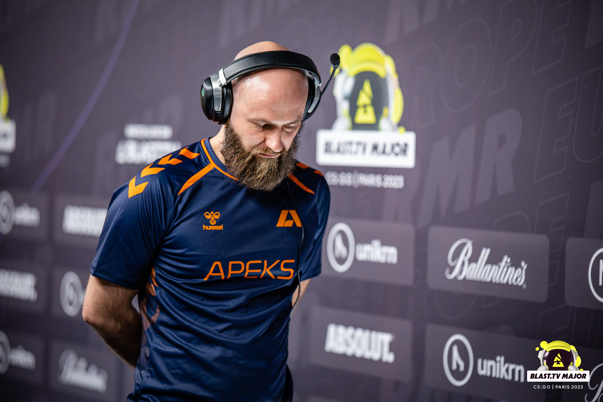 kuben deixa o comando técnico da Apeks