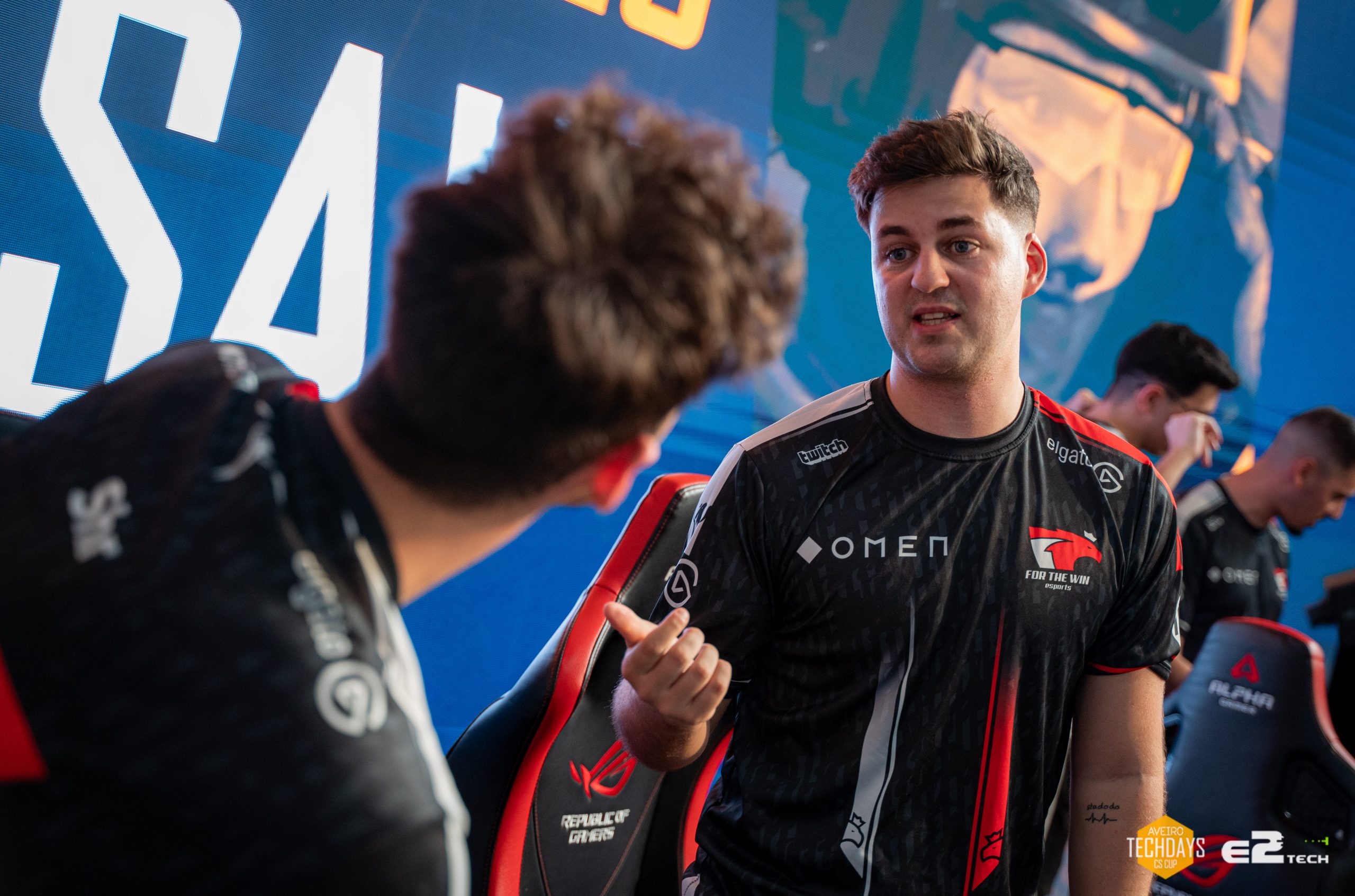OMEN RETAKE entrega mais convites e anuncia qualificador