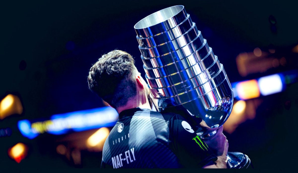 Liquid renova com NAF; saída de daps confirmada