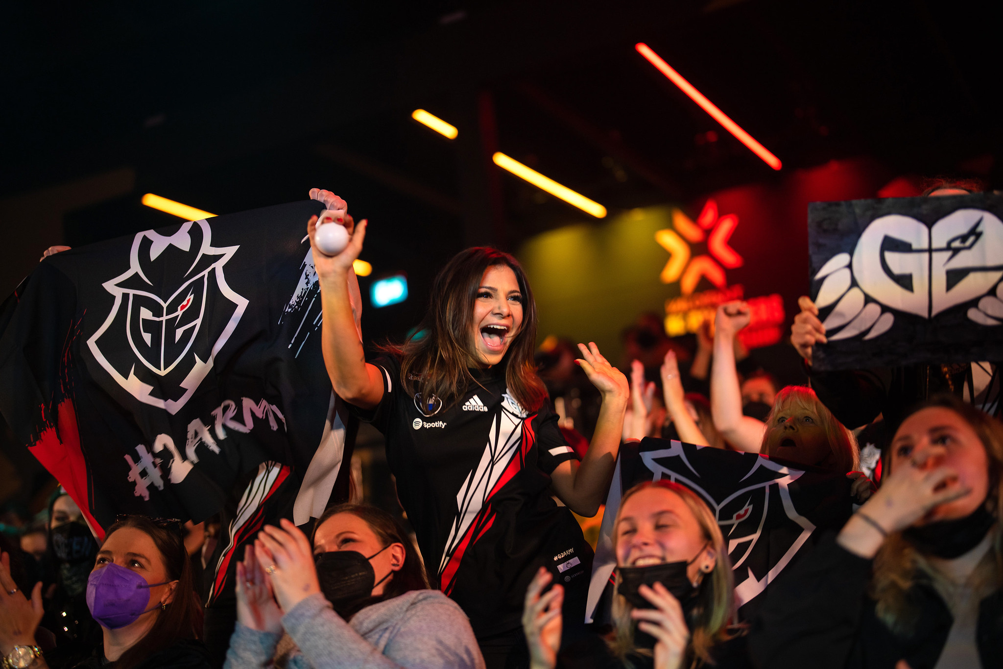 Nigma Galaxy adiciona zAAz e procura nova casa no CS2