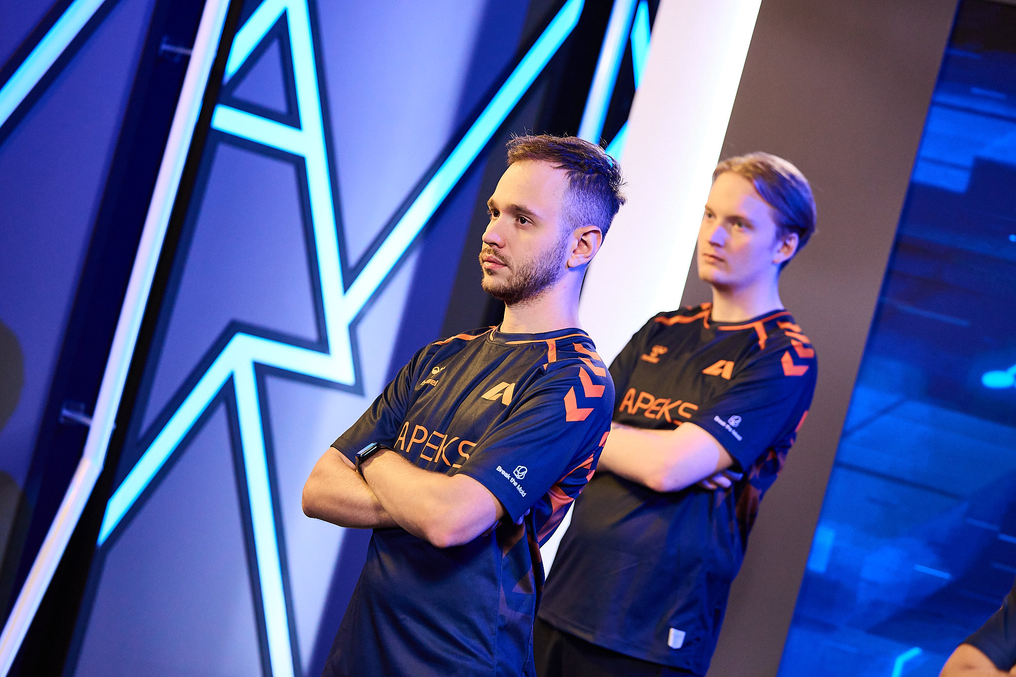 Como gere um PRO de Counter-Strike os seus ganhos de carreira?