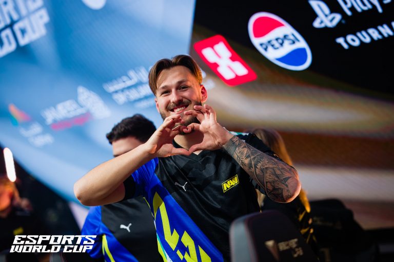 NAVI é a grande vencedora da Esports World Cup de CS2