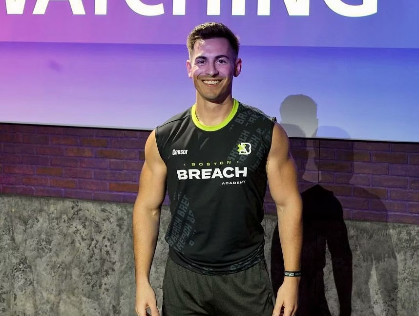 A história do ex-pro de Call of Duty que bateu recorde mundial de pull-ups