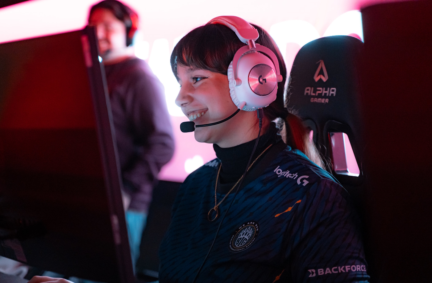 BIG EQUIPA novamente completa com pullox e Hanka