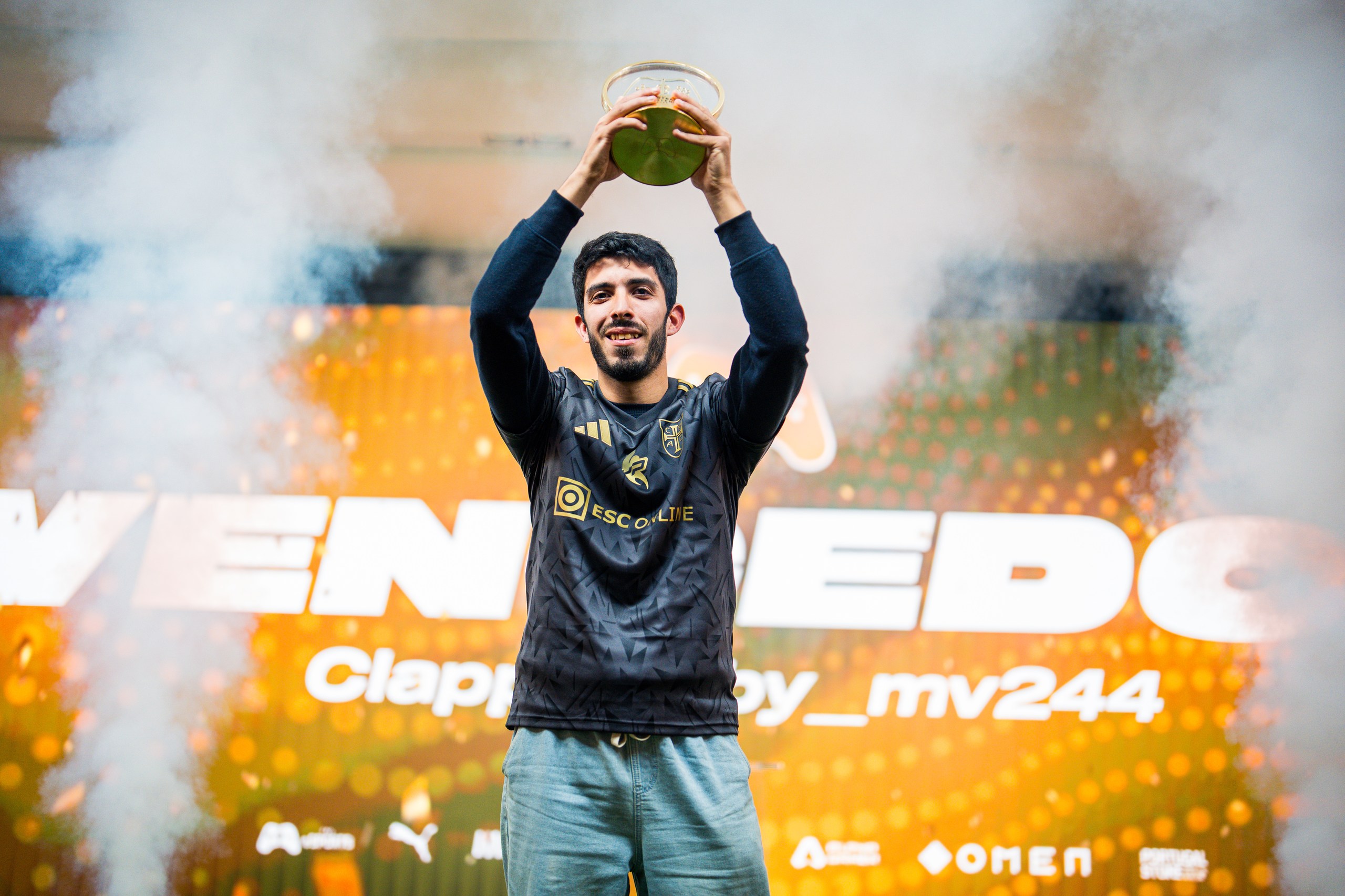 Clapped_by_MV vence o FPF eFootball Challenge