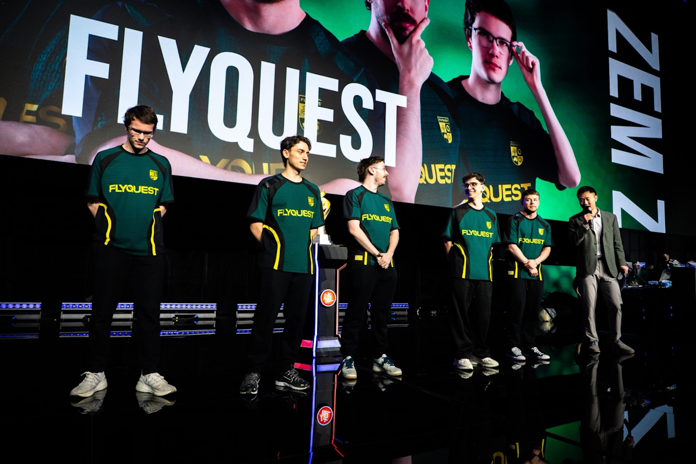 story mais perto do primeiro título com a FlyQuest